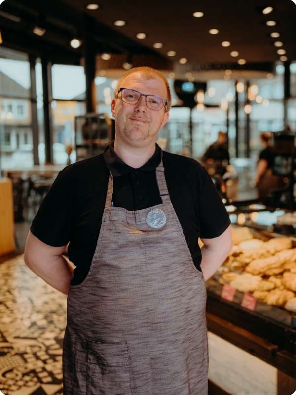 Müller & Egerer bakery engages employees with dynamic, digital ...